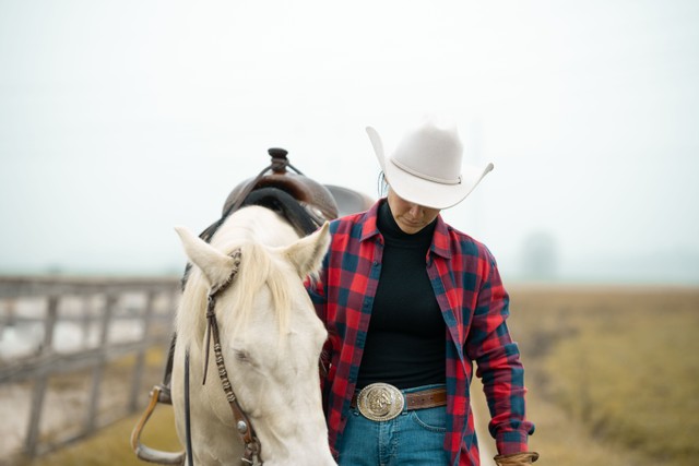 Double Six Ranch: Premium Beef, Riding & Hay in TX